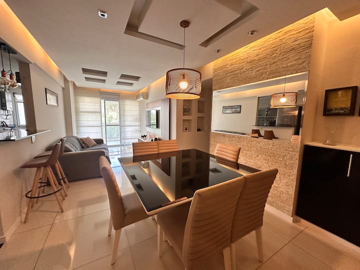 Apartamento Na Barra - Pet Friendly & Varanda - Rio de Janeiro