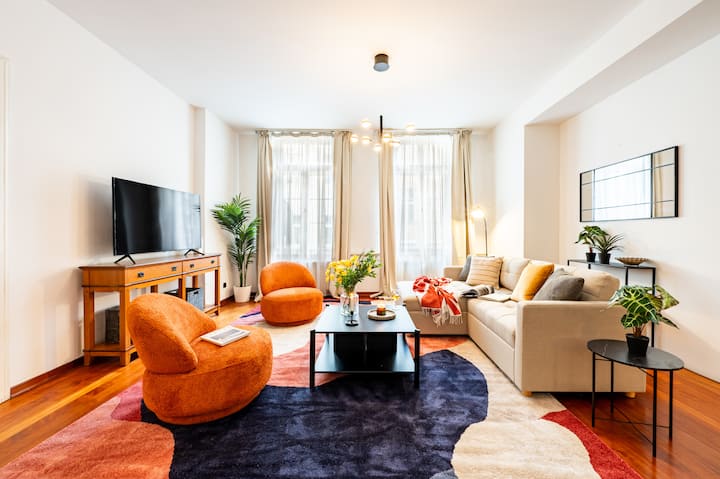 3bdr Apt. W/ Ac • Desk • 100mb Wifi • New Town - Prague