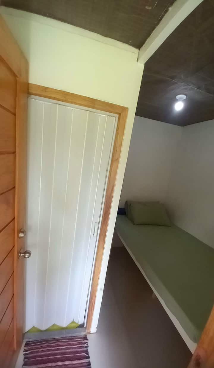 Jp's Place With Beach Access And Swimming Pool - Zamboanguita