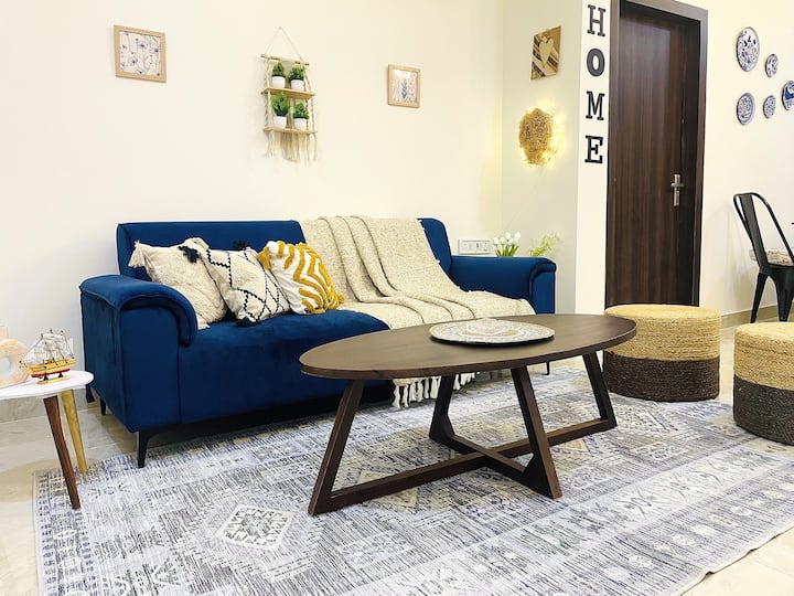 Stay Riva| Gurugram Sec 106 | 1 Bhk With Balcony - Gurugram