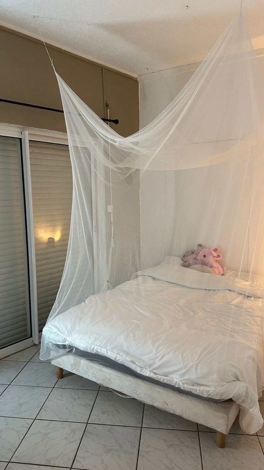 Bourda – Sea View Apartment, Air Conditioning, Wi-Fi & Parking ...