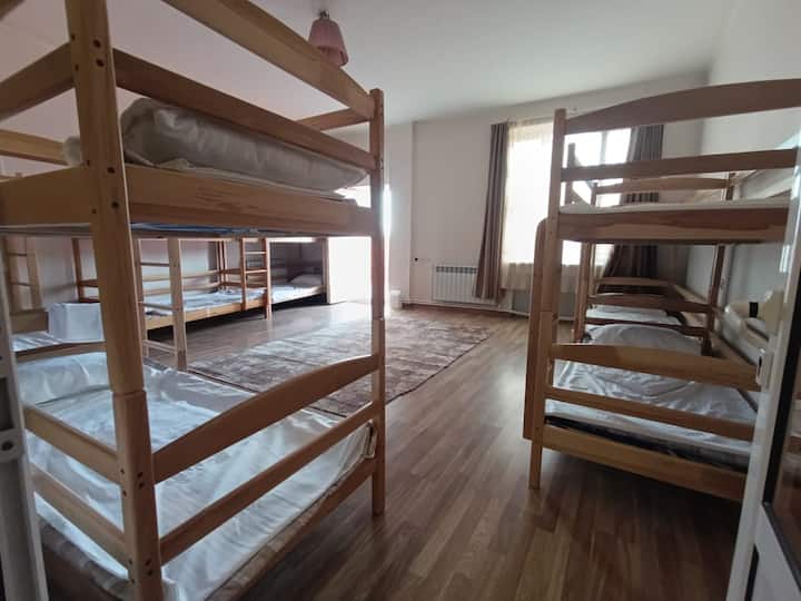 Mix Dormitory 6 Bund Bed (12 Person In Room) - Yerevan