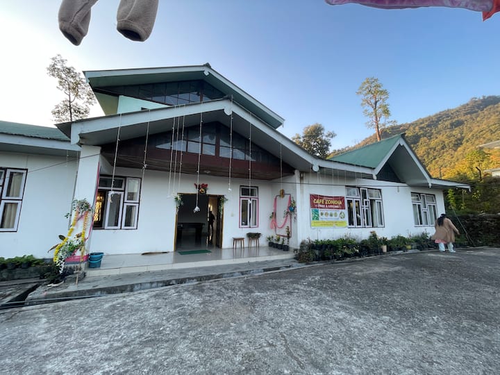 Dzongkha Residency-mountain Retreat In Tashiding - Pelling