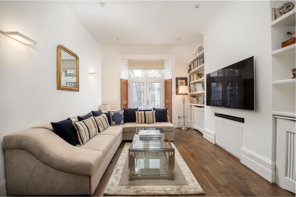 ROBE | Gunter Grove - Airbnb