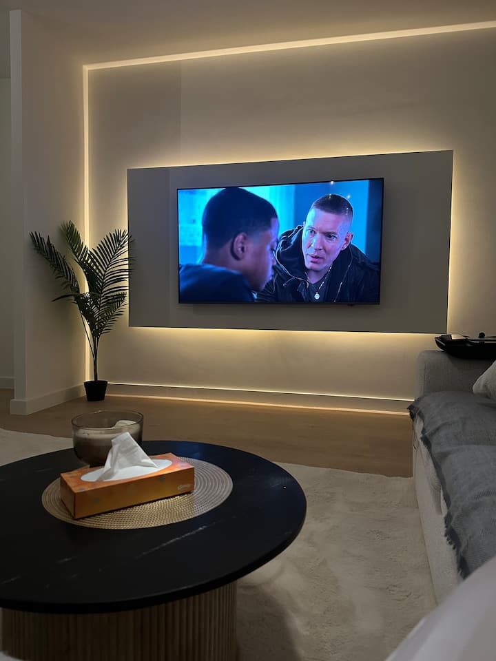 Nieuw Twee Slaapkamer Appartement Centraal! - Rotterdam