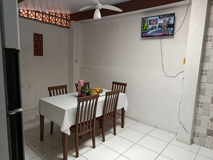 Casa A 300m Da Praia Próx. Ao Parque Beto Carrero - Penha