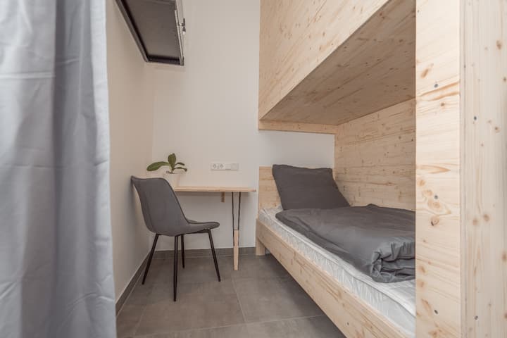 Hochwertige Monteurwohnung - Hainburg