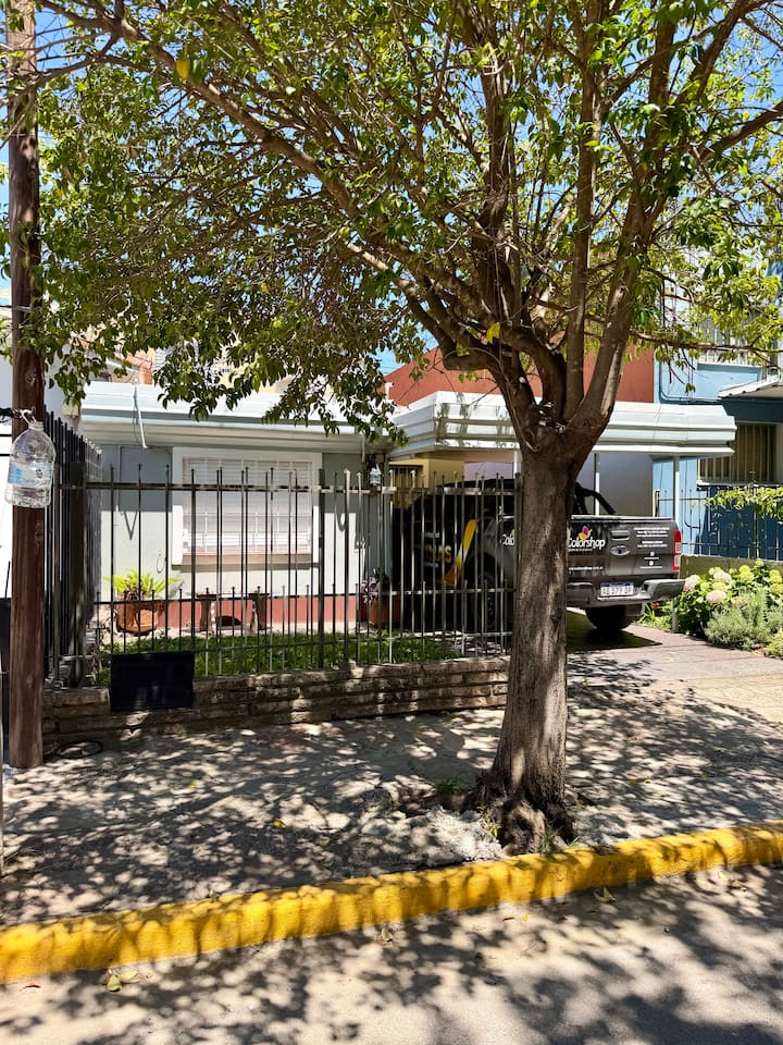 Casa "Bella" En El Centro, Cochera - Villa Carlos Paz