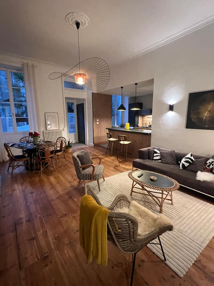 N° 36 Signature.
Appartement Centre Ville - Pau