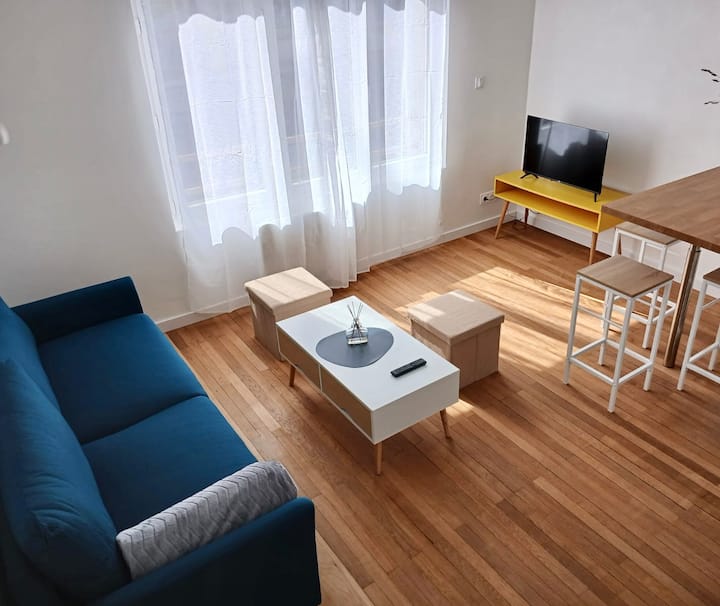 Hypercentre, Neuf Et Lumineux - ロリアン