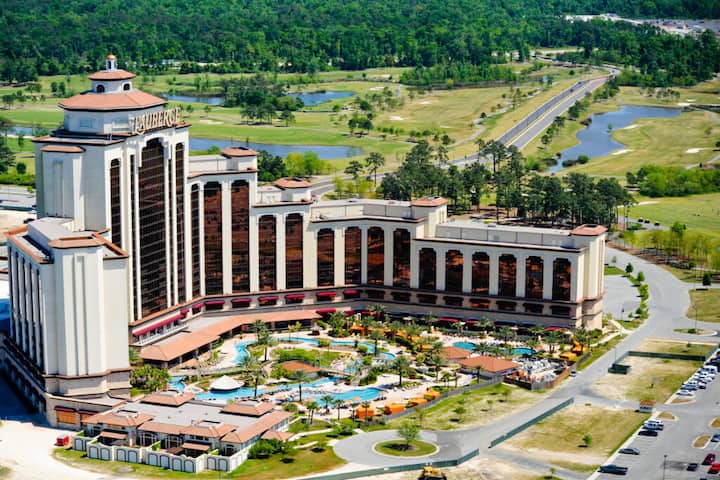 2queen Beds| Wingate Lake Charles| Visit Casinos - Lake Charles, LA