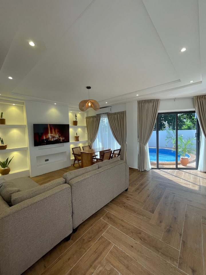 2 Bedroom Family Suite At Lake Club (1 Of 2) - Ghana