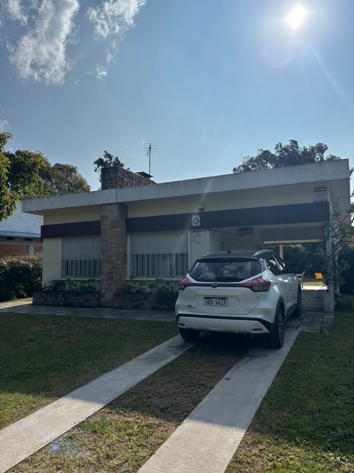 Casa Cómoda En Costa Azul - Canelones - La Floresta