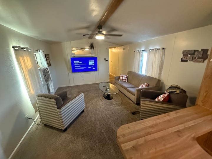 Comfortable 3-bedroom Home For Traveling Workers - Winslow, AZ