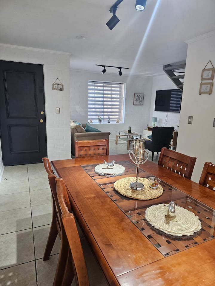 Casa, Alojamiento En Los Andes - Los Andes