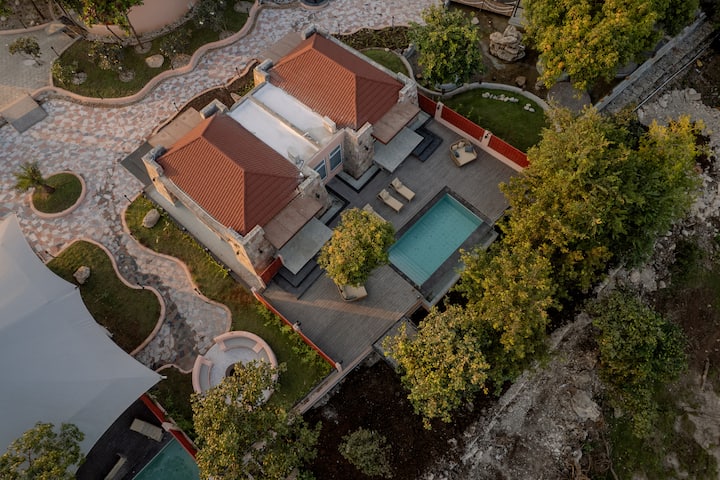 Wild Forest 6 Bedrooms Villa Private Pool Jacuzzi - Sasan Gir