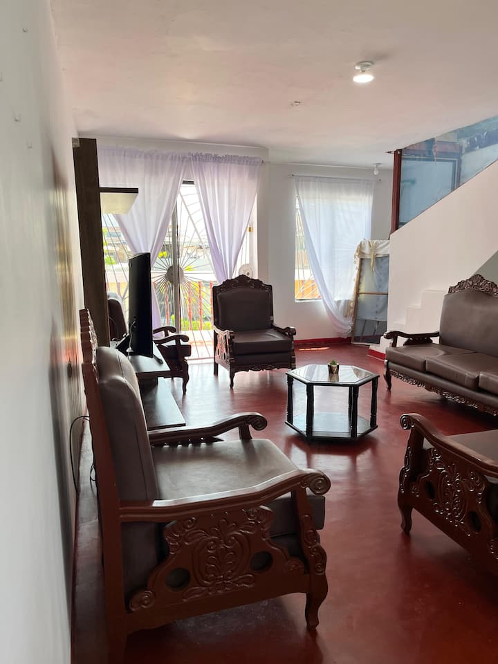 Departamento Amplio Y Cómodo De 110 M² Equipado: - Tumbes