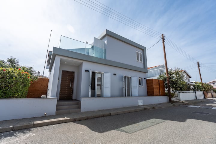 Sea-view 6 Bedroom Alakati Villa #24 - Chipre