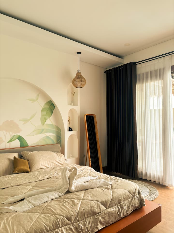 Lavella Villa Jogjakarta
"Private Pool View Sawah" - Australia