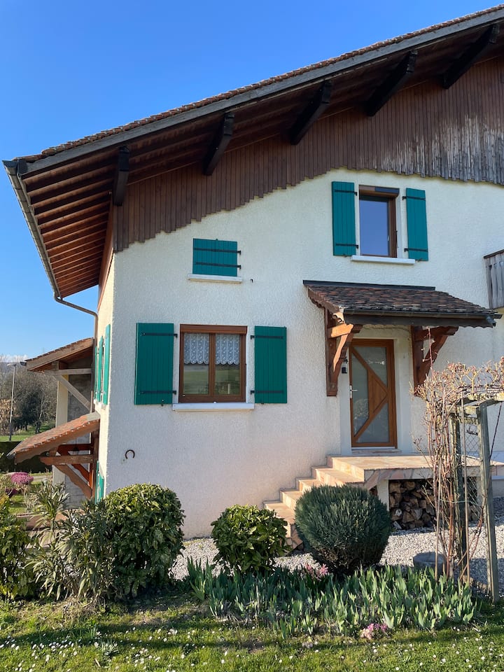 Maison En Haute-savoie Au Pied Des Montagnes ! - Yvoire