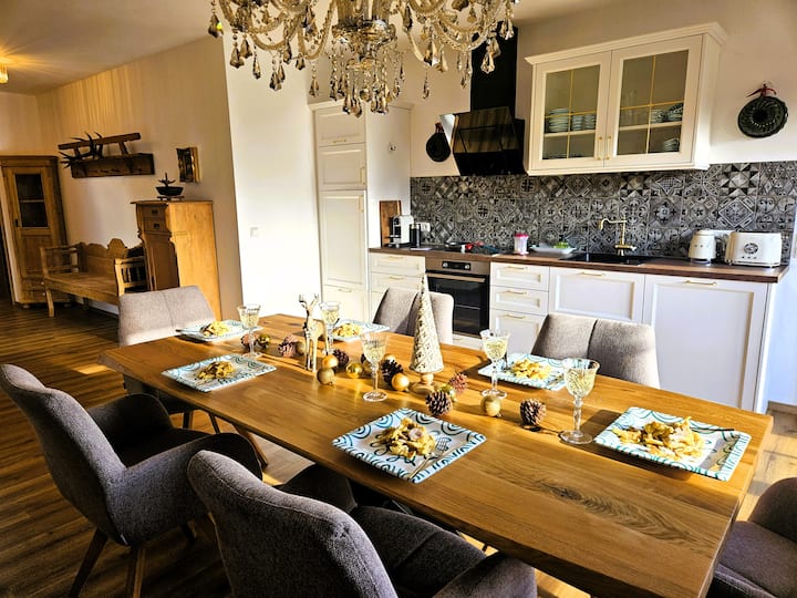 Alpine View Penthouse. Nature, Design & Relaxation - Austria