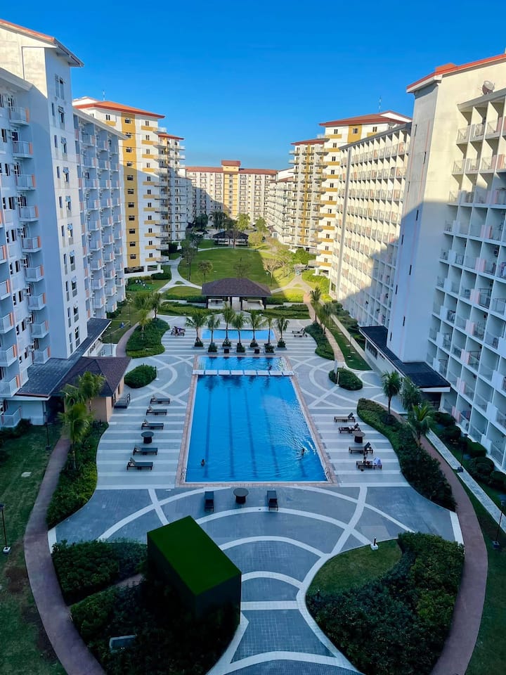 Condo Unit Near Airport & Moa - Philippines