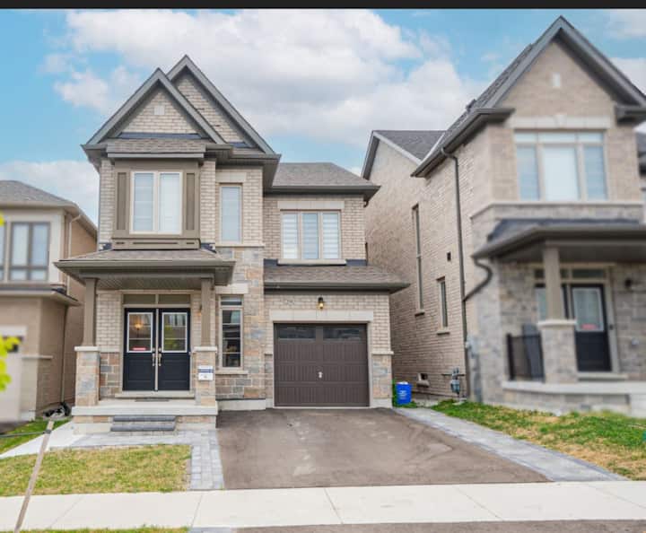 Stylish 2br Retreat - New, Clean & Comfortable - 奧沙華