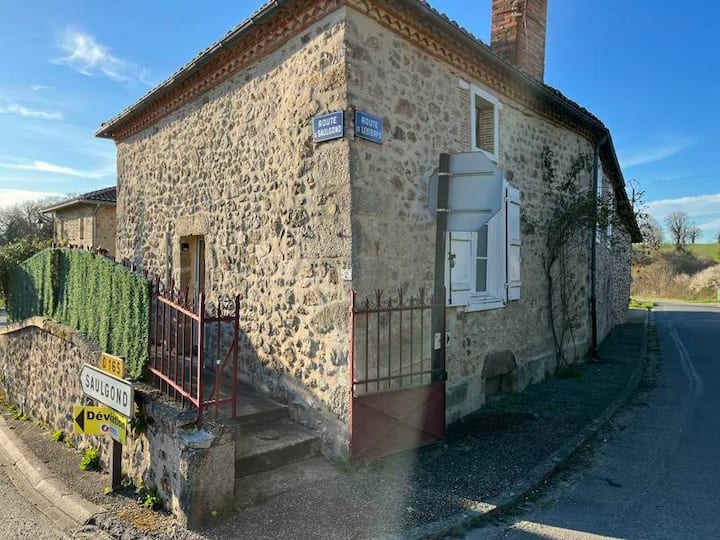 Gite - Le Pied Des Remparts - Saint-Junien