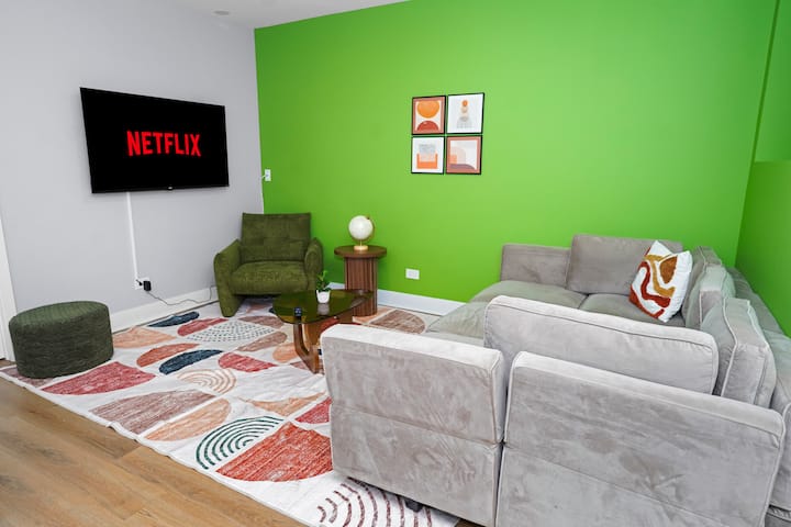 Cozy 3br Chicago Garden Apt Near Loyola & Downtown - Evanston, IL