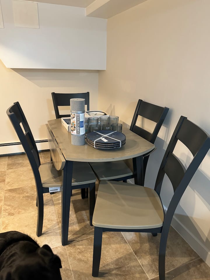 Cozy 1 Bdrm Kitchenette. - The Bronx, NY