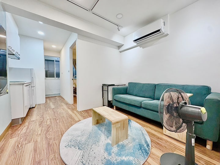 超美設計師設計
全新裝潢、全新傢俱
步行至-大巨蛋5分/國父紀念館捷運站5分/近小巨蛋/101-月租 - Taipei