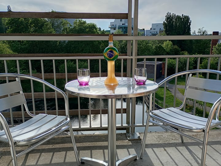 L'alizé, Vue Sur Le Thiou / Balcon / Garage - Annecy