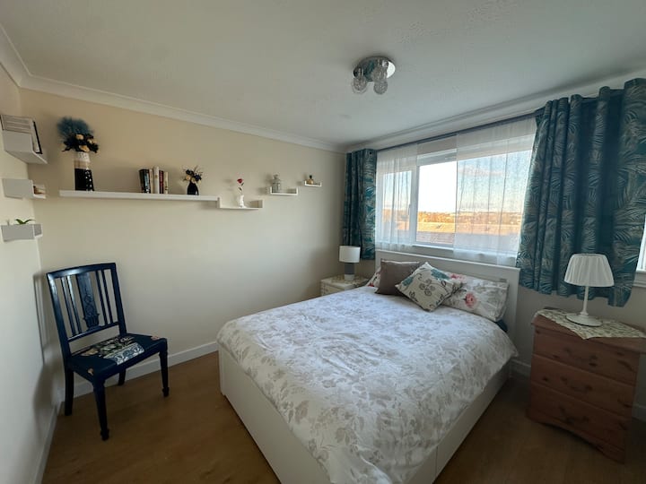 Comfortable Stay Close To Shops & Public Transport - Edinburgh