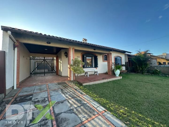 Imóvel Próximo Ao Mar Com Piscina - Tramandaí