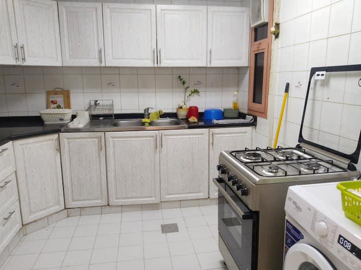 Very Clean 1 Bedroom - Abu Dhabi
