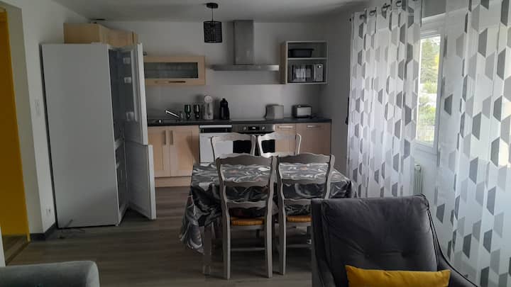 Appartement T3 Cosy Pour 4 à 6 Personnes - Millau