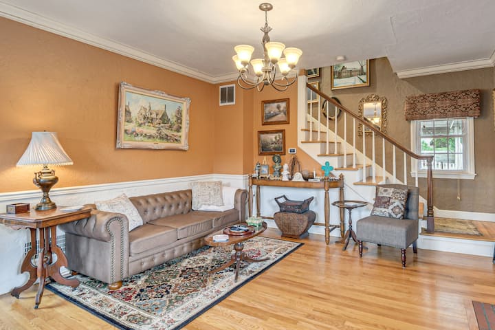 Monthly Stay Special! Cozy Cottage In Huntington - Huntington, WV
