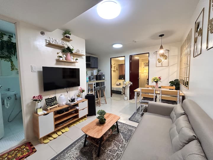 2-br Staycation For Groups/self Check-in/near Mall - Malabon