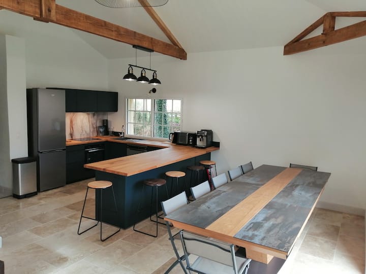 Gîte De Groupe, Piscine à Débordement Chauffée - Biron