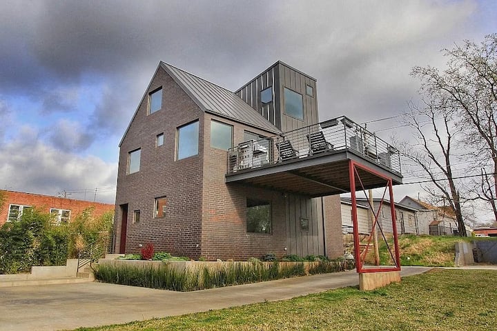 Urban Luxury • Sleeps 7 • Views Of Downtown Okc - Boathouse District - Oklahoma City