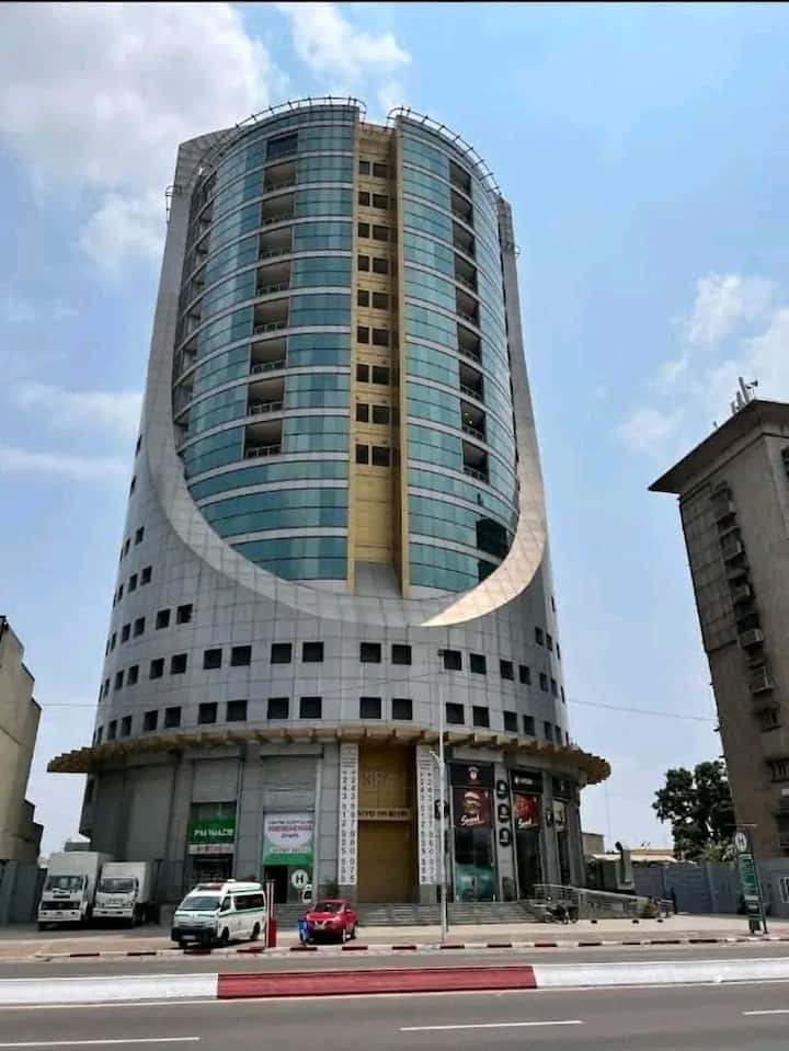 Un Appartement De 4 Chambres - Kinshasa