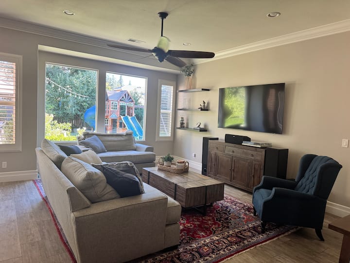 Clovis Gem - Clovis, CA