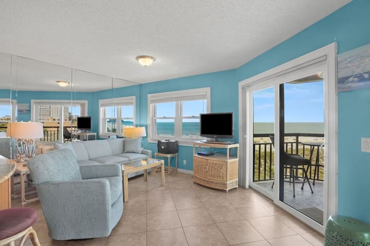 Beachfront, Amazing View Sugar Sand St Pete Beach - St. Pete Beach, FL