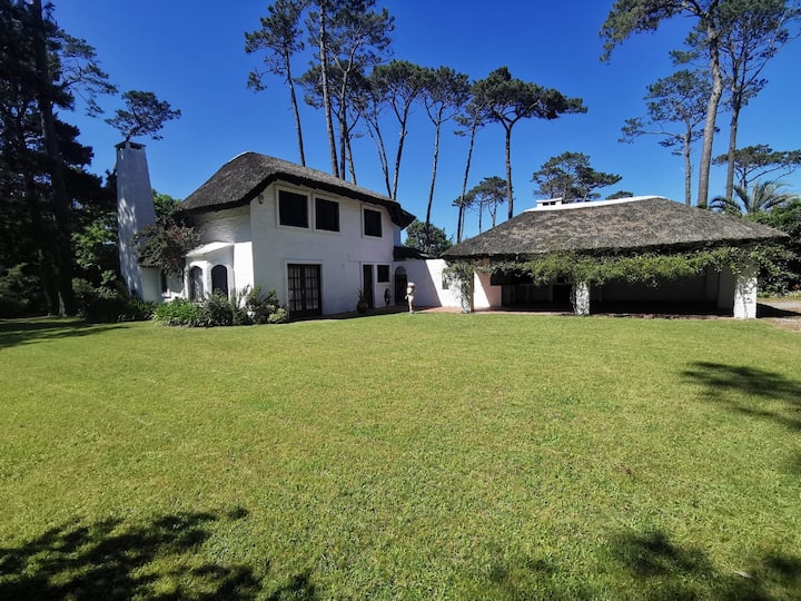 Casa Pinares Punta Del Este. A Pasos Del Mar - Maldonado