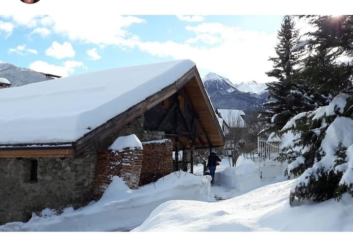 Appartement Grange 110 M² Design Charme Montagnard - Briançon