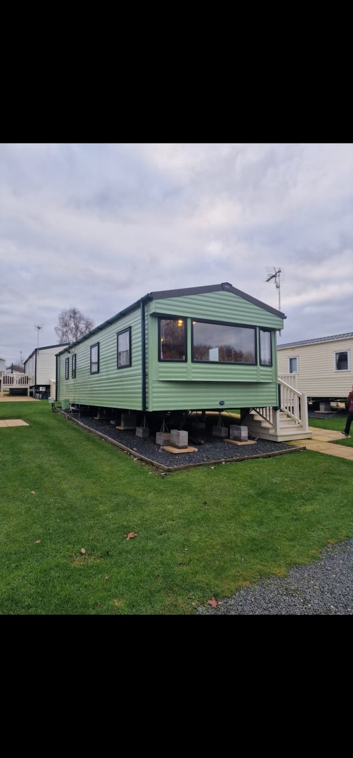 Caravan On Malvern View Country & Leisure Park - Malvern Hills