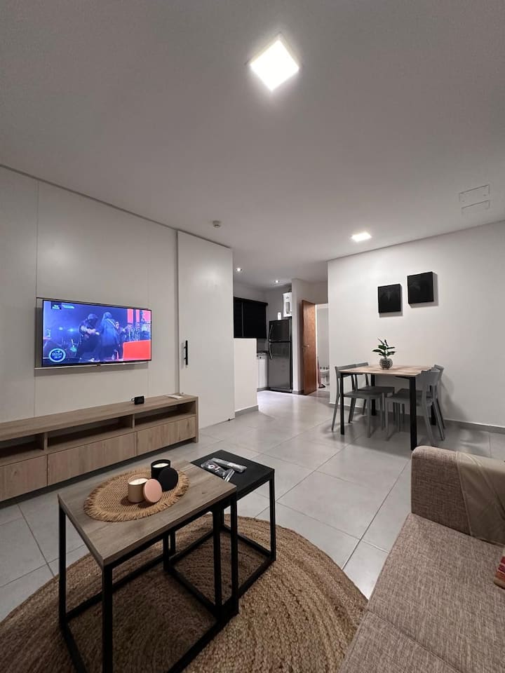 Dpto. 1 Hab 2 Camas Cocina Comedor Living Y Baño - Resistencia