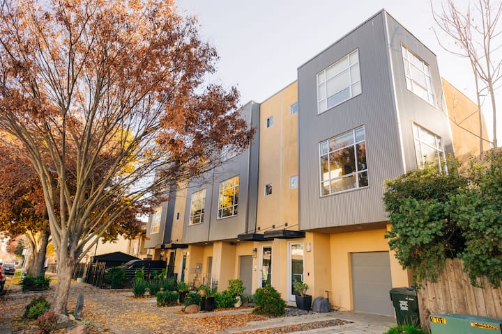 Relax Unwind & Enjoy! Close To Everything! - Sacramento, CA