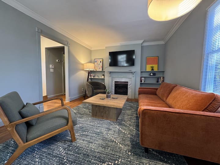 New! Cozy City Cottage W/ Large Fenced Backyard - Atlanta