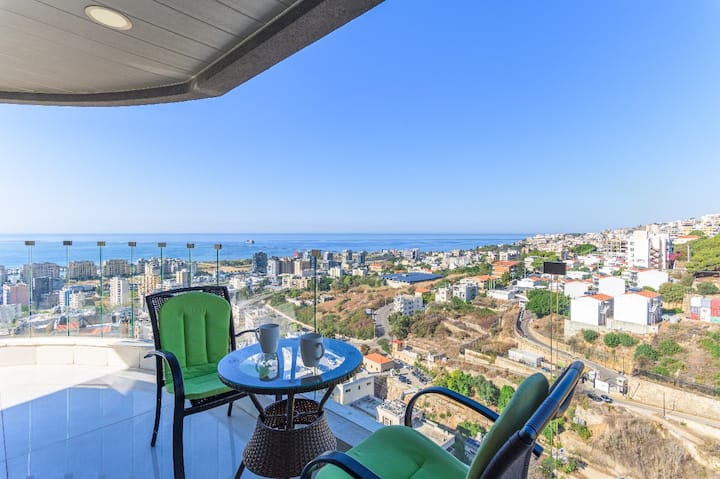 Panoramic Sea View | 2 Kings Beds & Balcony - Lebanon